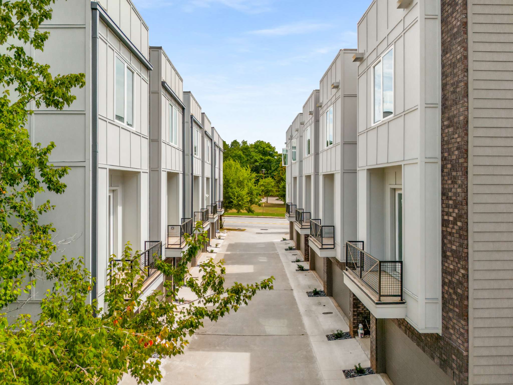 241 MAYNARD TERRACE SOUTHEAST